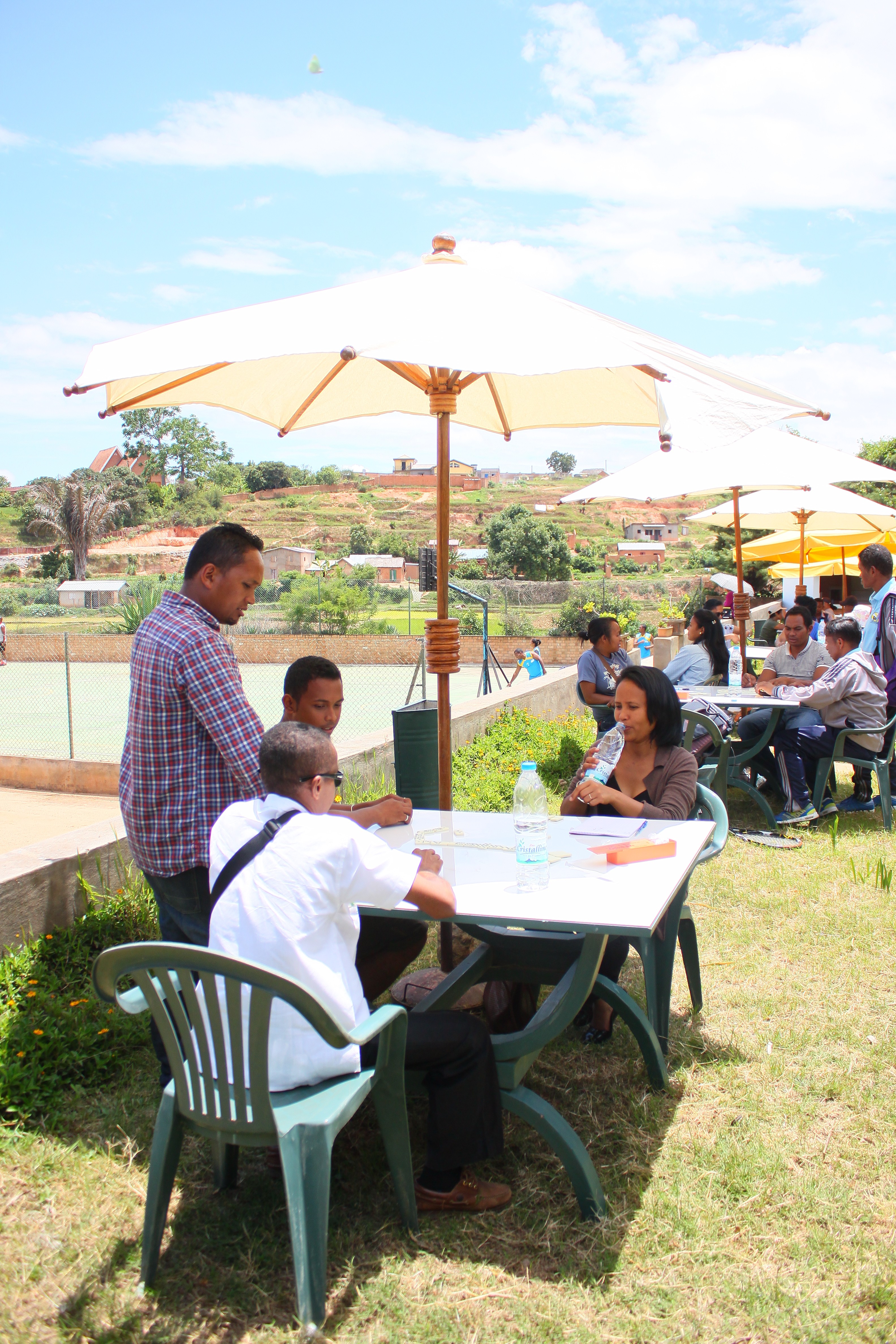 FID Madagascar : Fête de fin d'année à Les Colonnades » Espace Les ...