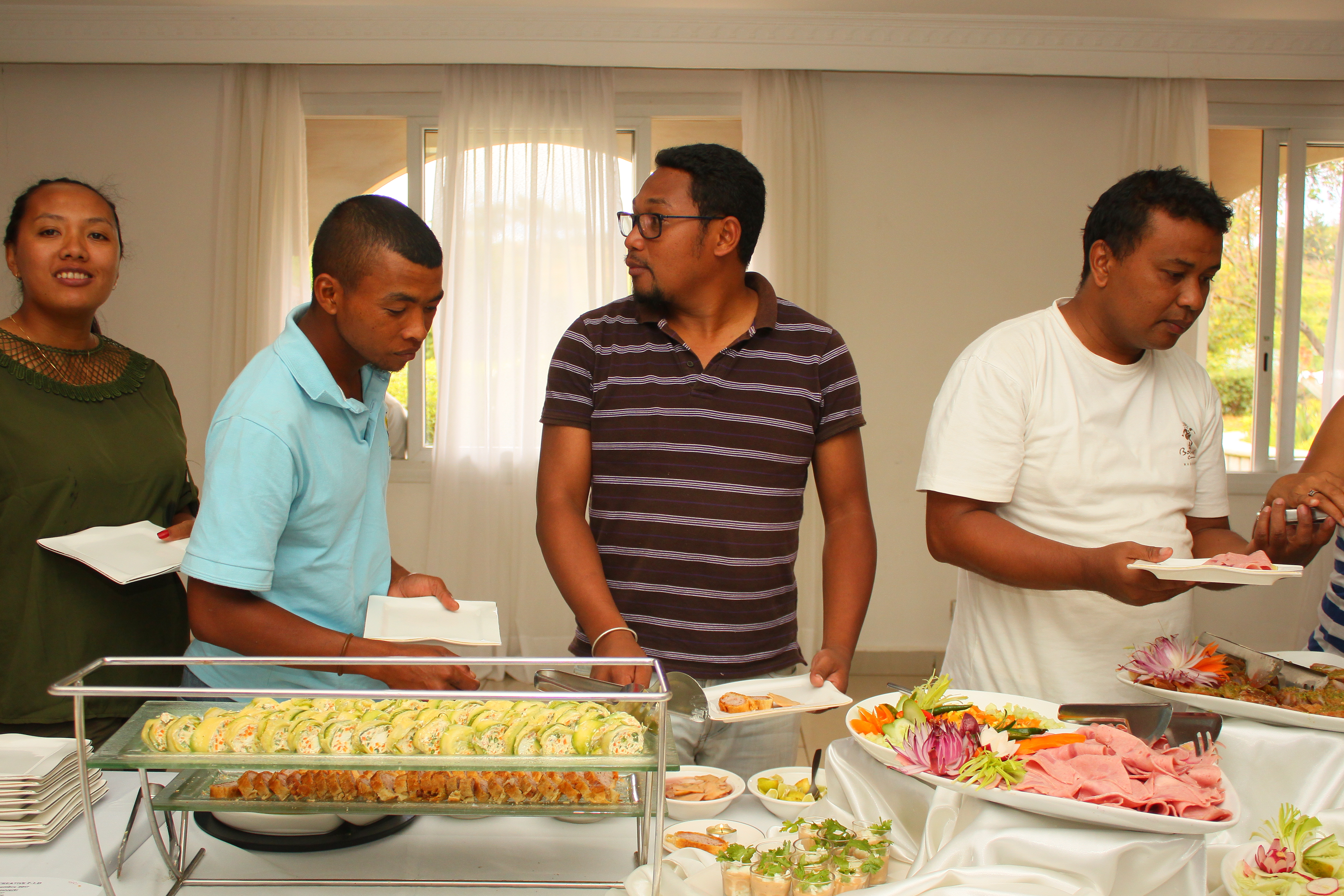 FID Madagascar : Fête de fin d'année à Les Colonnades » Espace Les ...