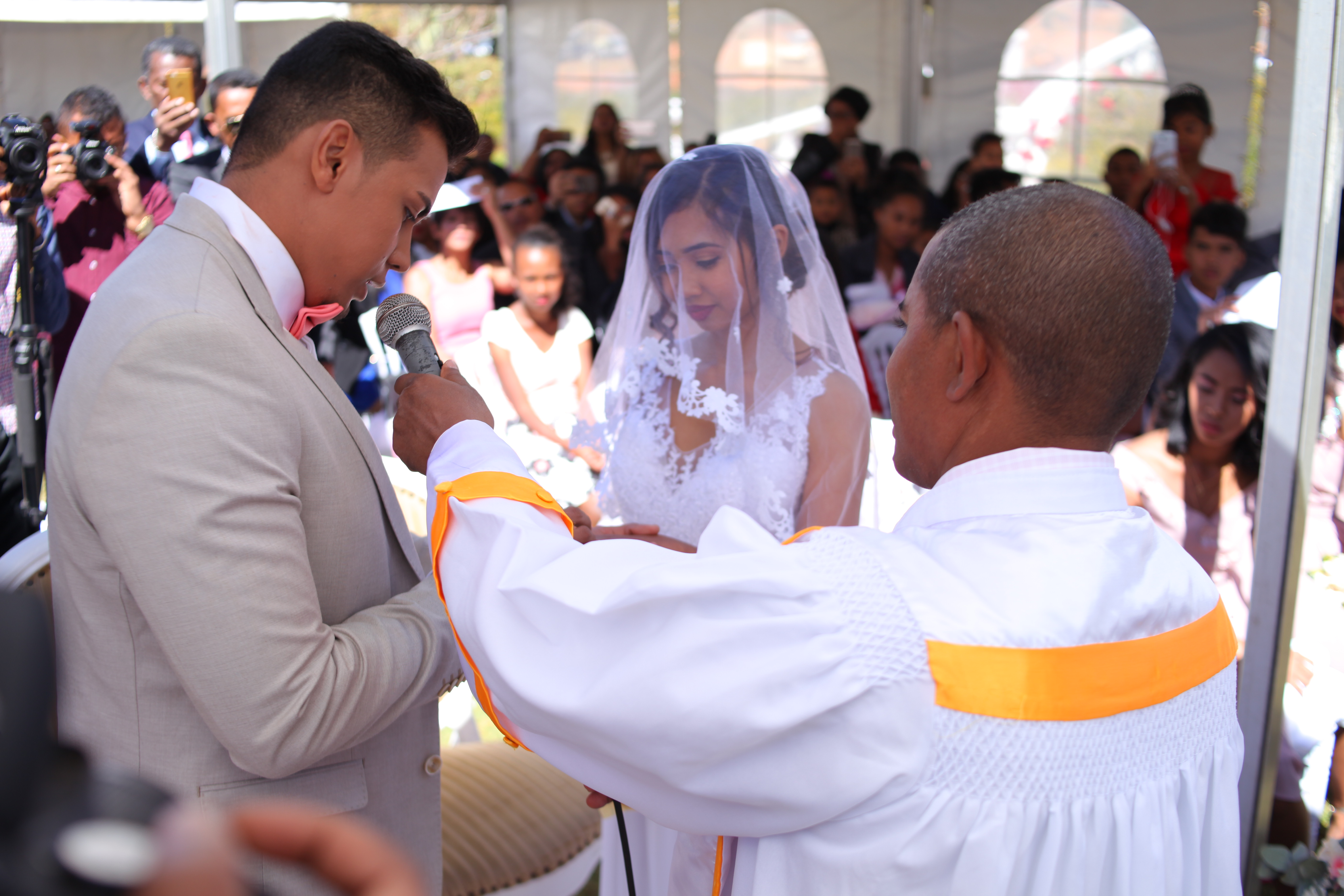 Le mariage malgache traditionnel » Espace Les Colonnades - Salle de ...