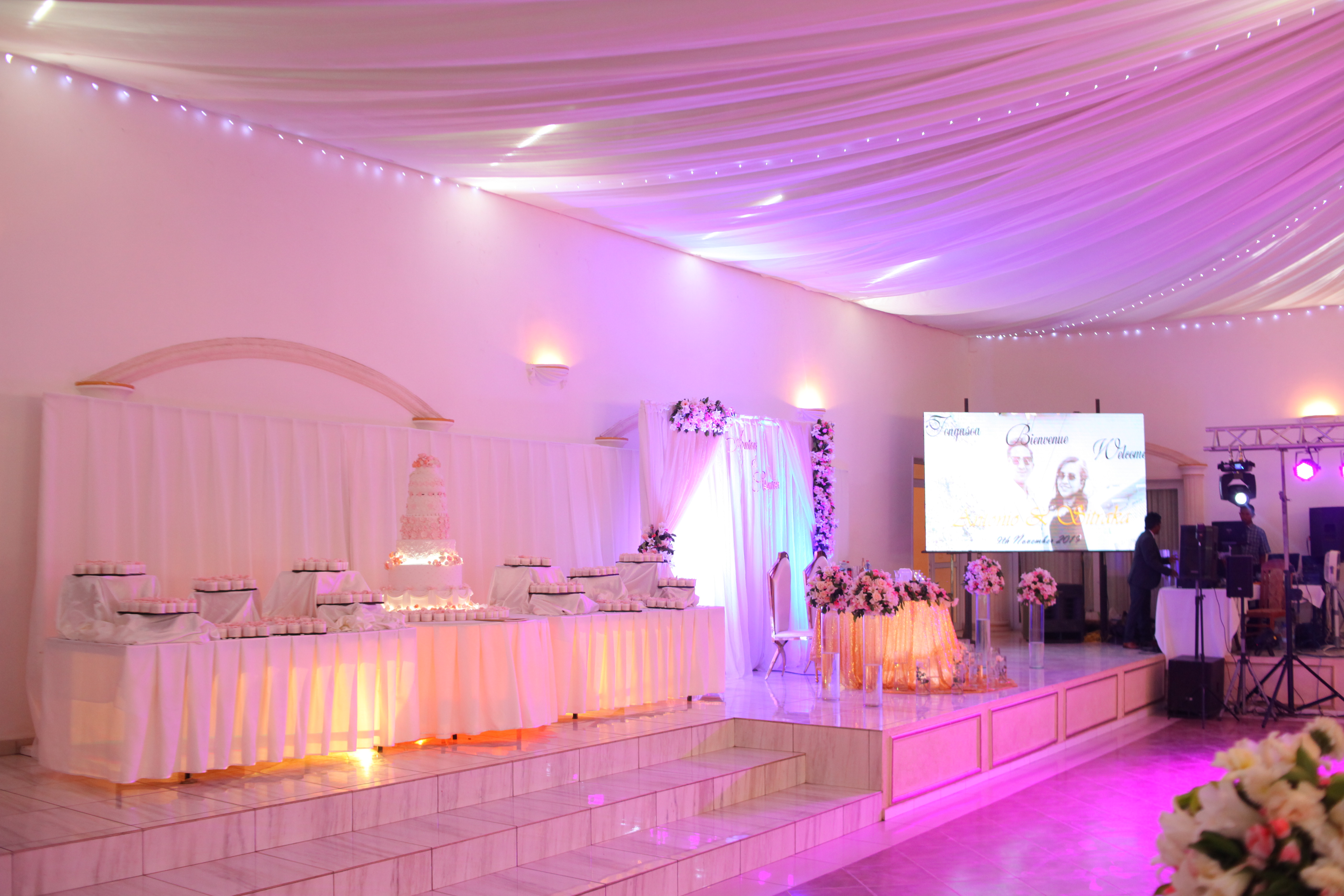 La salle » Espace Les Colonnades - Salle de réception - Salle de ...