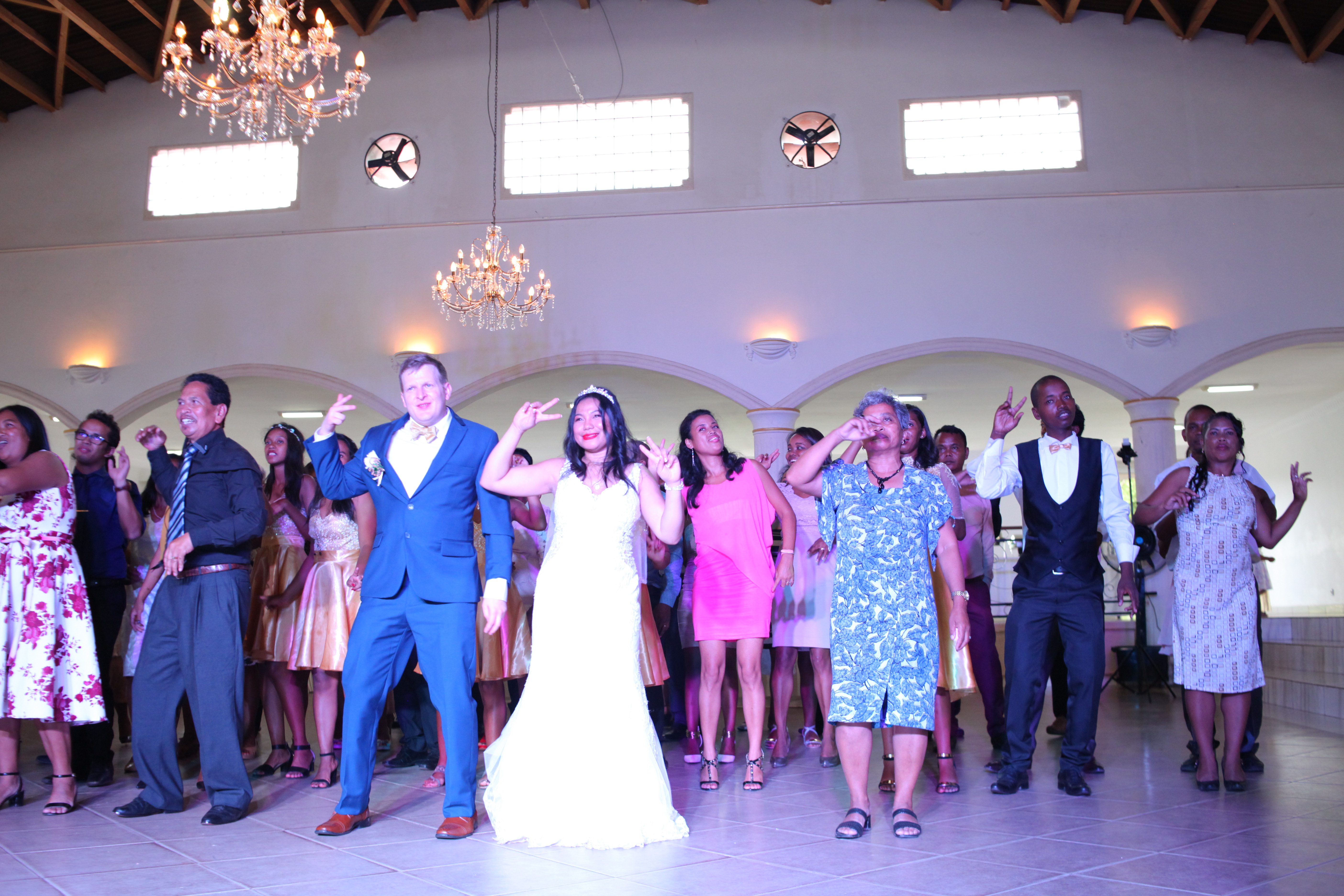 Mariage mixte Carl & Zo » Espace Les Colonnades - Salle de réception ...